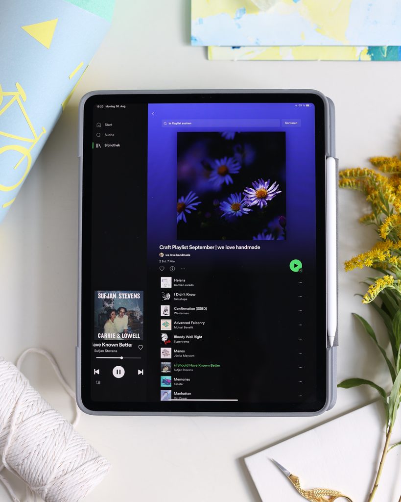 Wallpaper November 2012 - we love handmade